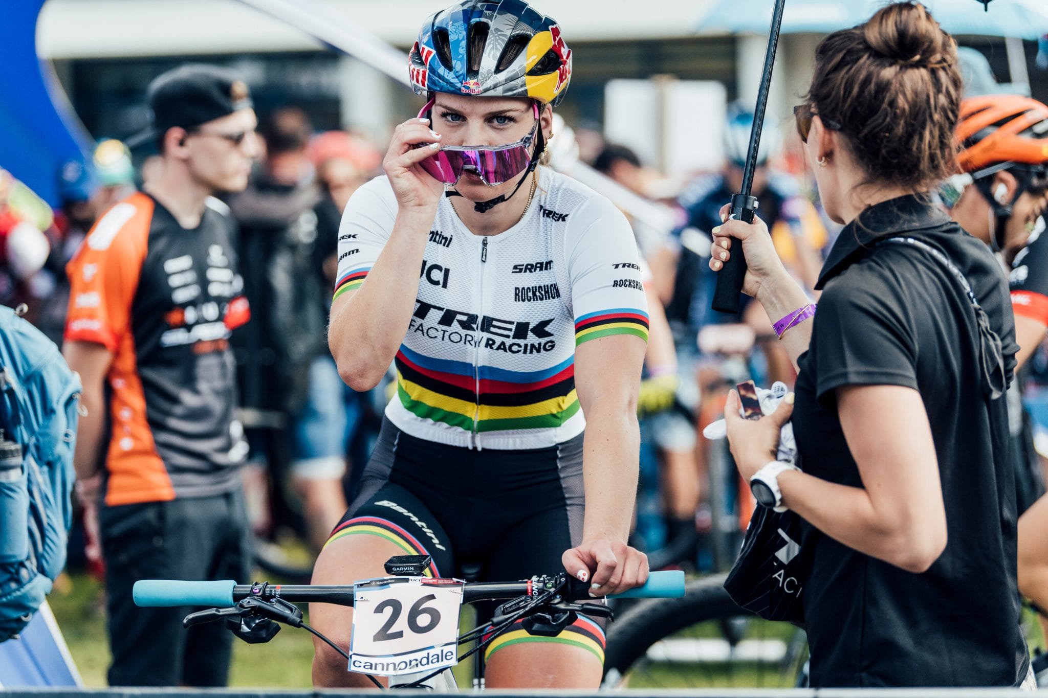 World Champion Evie Richards Returns to Competitions | 365mountainbike