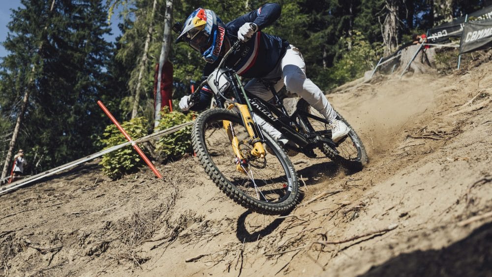 Loic Bruni: Identikit di un Campione del Mondo Downhill | 365mountainbike