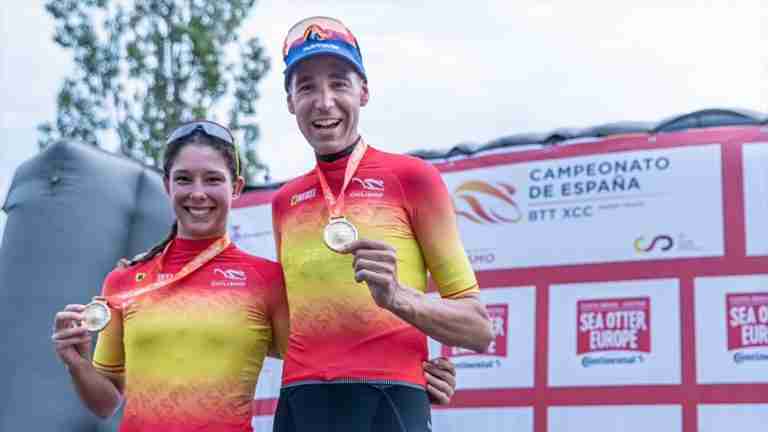 David Valero and Lucia Gomez Spanish champions of Short Track ...