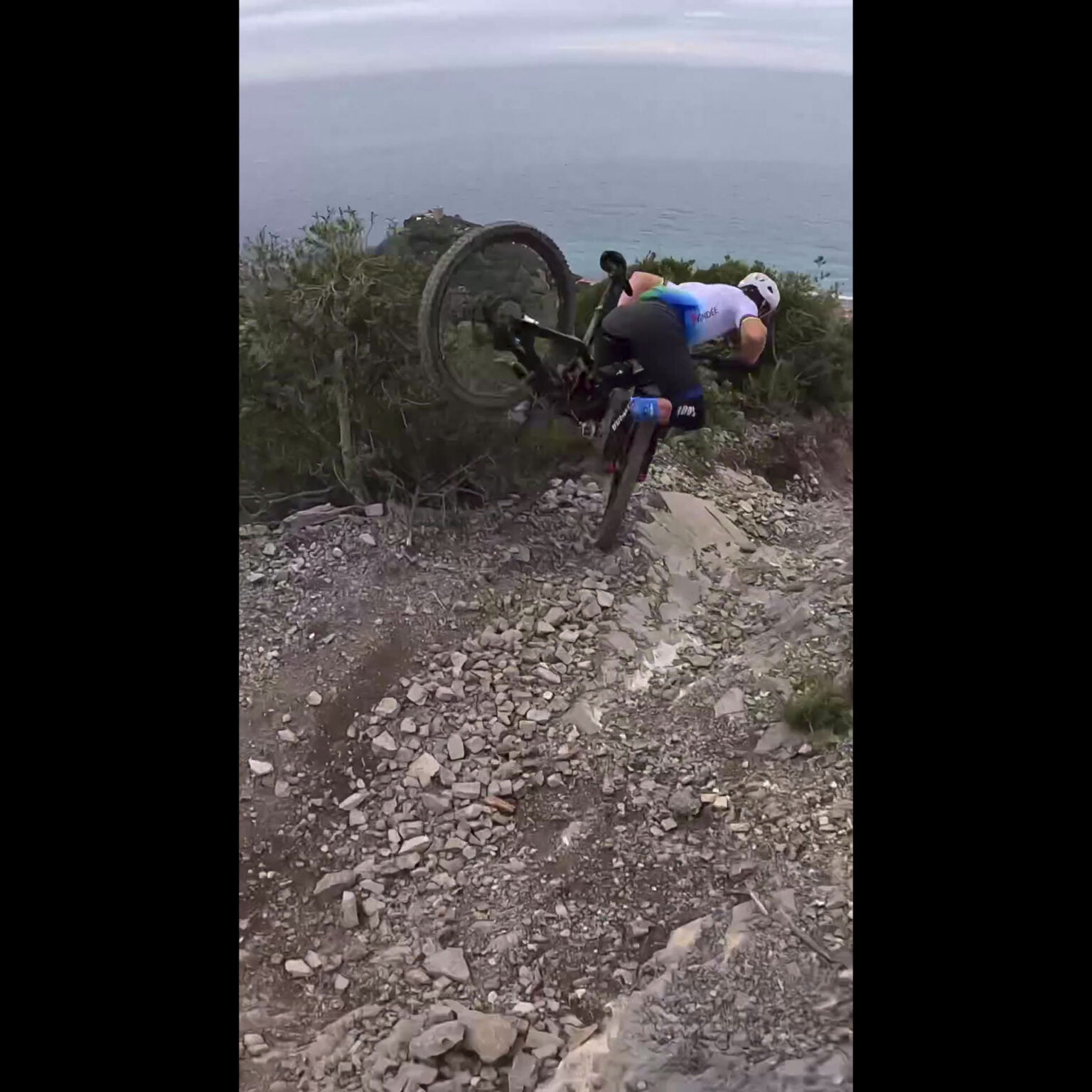Guarda la caduta di Peter Sagan a Finale Ligure in MTB | 365mountainbike