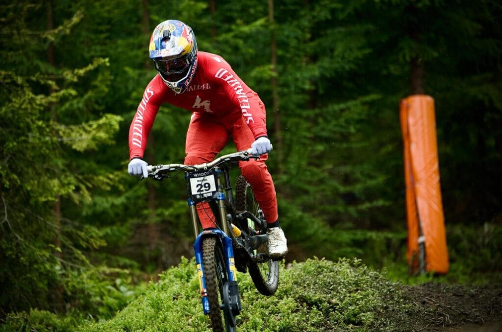 Loic Bruni again at the opening of the DH World Cup in Bielsko-Biala ...